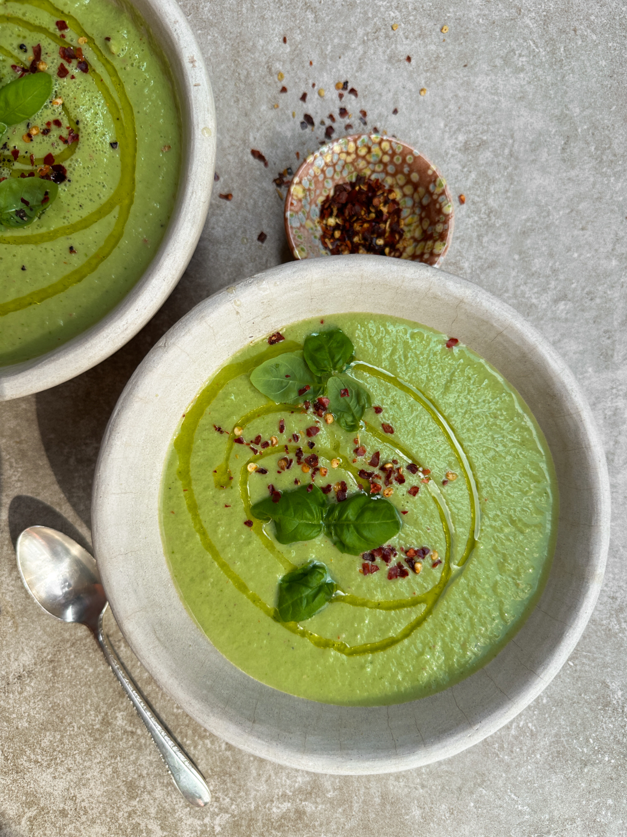 Gaspacho vert au melon au miel et basilic | margauxfood.ca